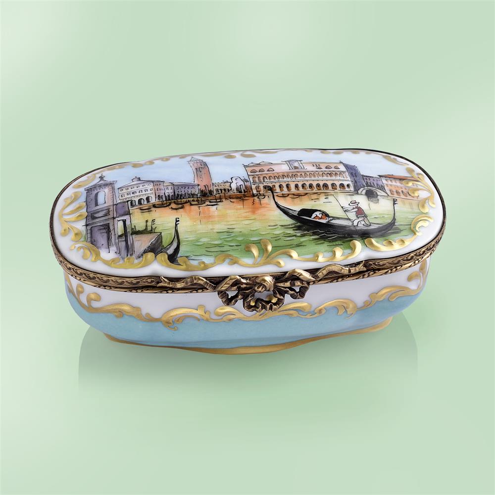 The Cottage Shop - Limoges Exclusive Boxes